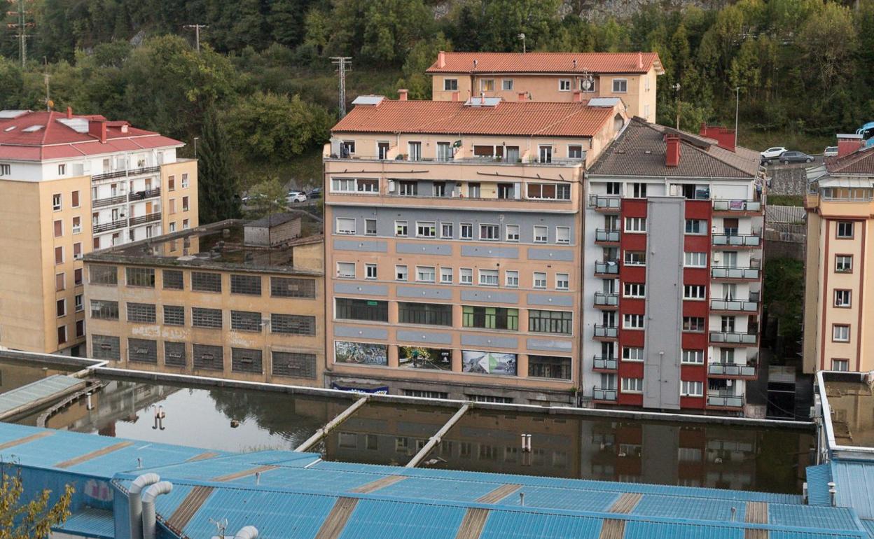 Eibar: El Ayuntamiento aprueba destinar 515.000 euros para construir 20 VPOs en el edificio de ...